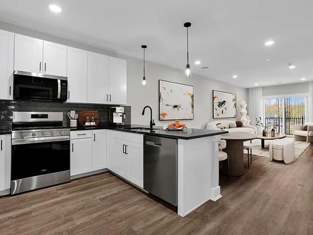 601 Trailside Cir, New Providence, NJ 07974