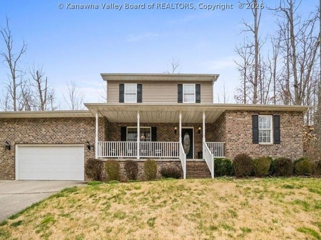 601 Valley Dr, Elkview, WV 25071