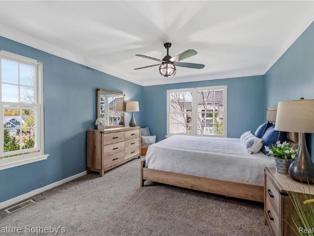 601 Village Lane