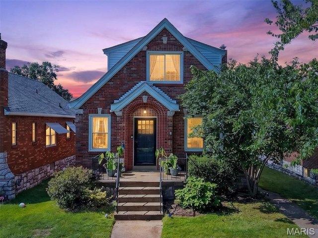 6024 Oleatha Ave, Saint Louis, MO 63139