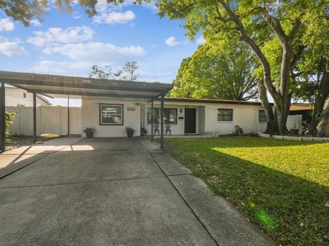 6024 Ambassador Dr, Tampa, FL 33615