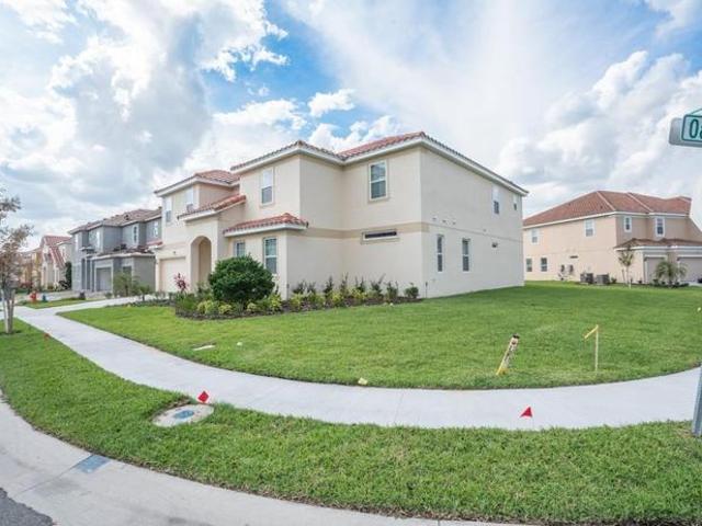6024 Broad Oak Dr, Davenport, FL 33837