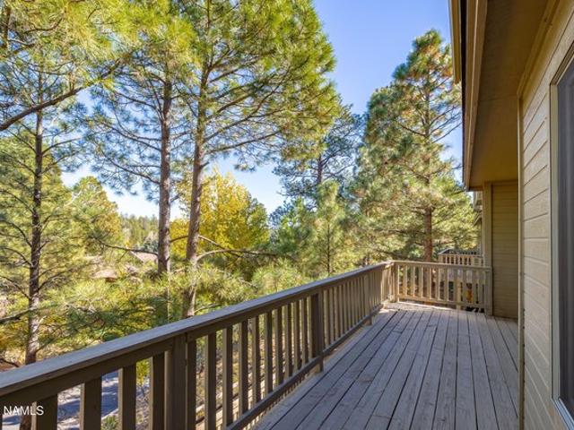 6024 E Mountain Oaks Dr, Flagstaff, AZ 86004