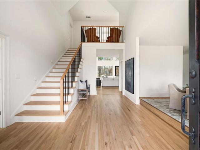 6025 Carlisle Lane