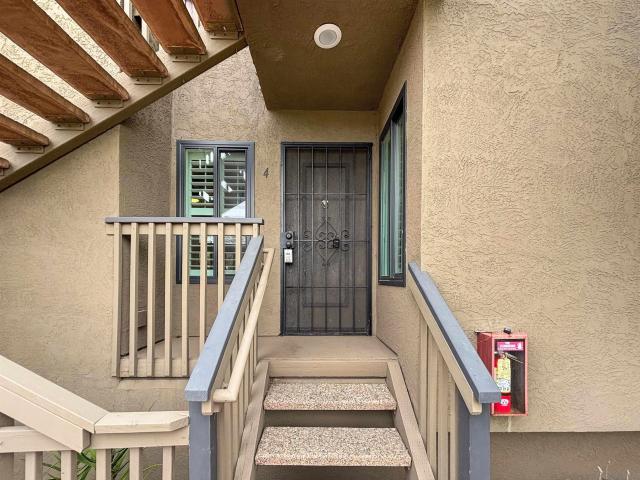 6025 Estelle St, Unit 4, San Diego, CA 92115 | MLS #260008 | Compass