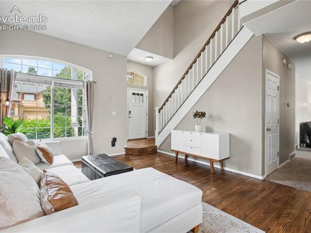 6025 Fescue Drive