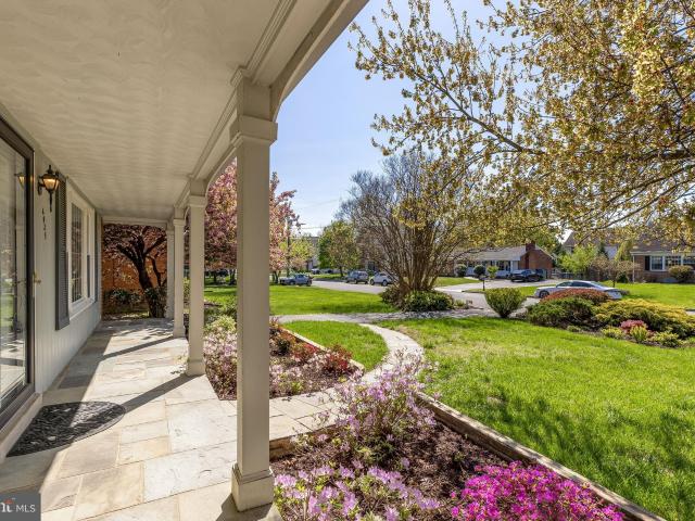 6025 Sumner Rd, Alexandria, VA 22310 | Compass