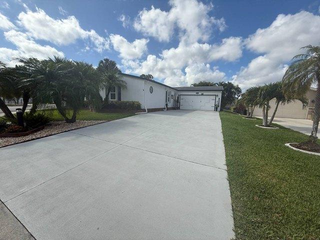 6025 Tierra Entrada, North Fort Myers, FL 33903