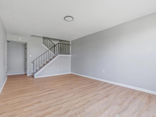 6025 Wingedfoot Court