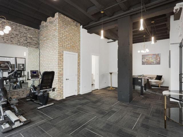 6026 N Winthrop Studio Apartment for Rent at 6026 N Winthrop Ave, Chicago, IL 60660 Edgewater