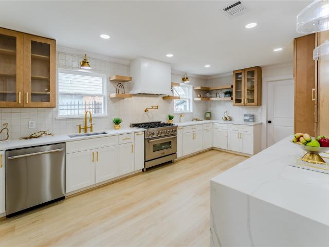 6027 Valkeith Dr, Houston, TX 77096 | MLS #70803 | Compass