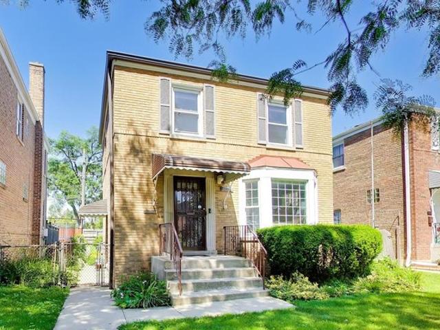 6028 N Whipple St, Chicago, IL 60659