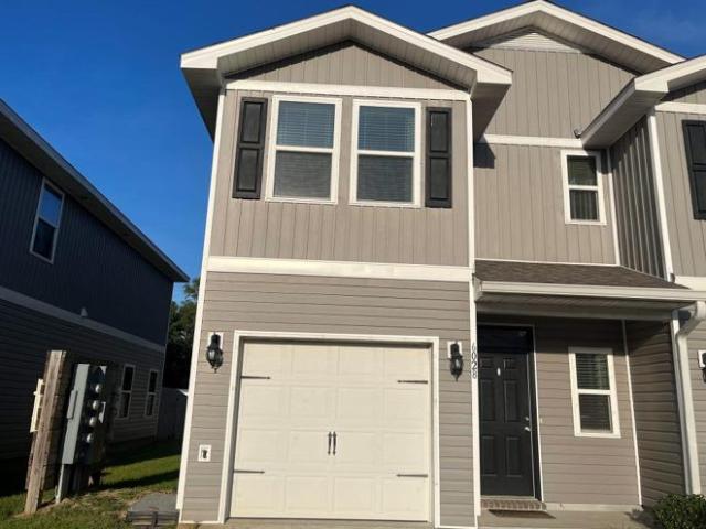 6028 Royal Port Ct, Pensacola, FL 32526