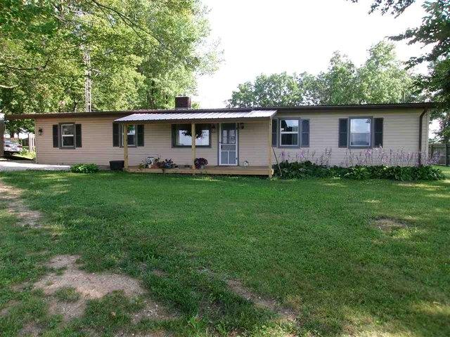 6029 Gates Rd, Centerville, IN 47330