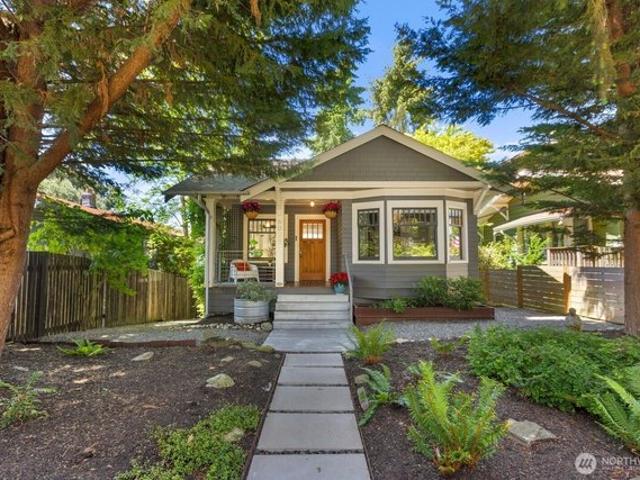 6029 45th Ave SW, Seattle, WA 98136