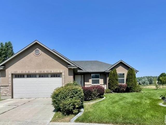 6020 Malory Dr, Idaho Falls, ID 83402