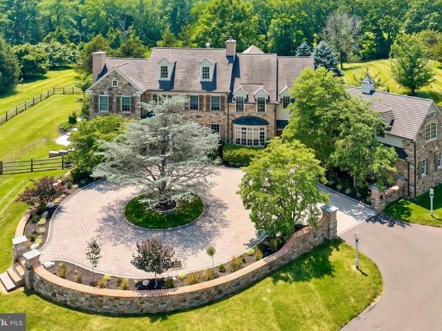 6020 Atkinson Rd, New Hope, PA 18938