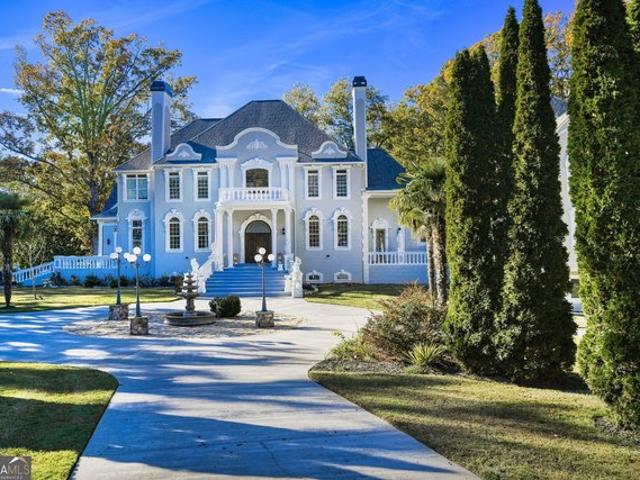 6020 Riverside Dr, Sandy Springs, GA 30328