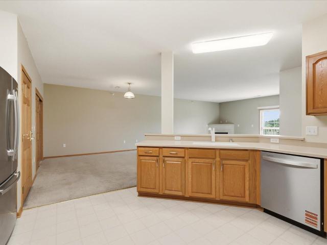 6020 S Buckhorn Ave, Unit 210