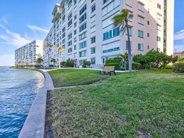 6020 Shore Blvd S #209, Gulfport, FL 33707