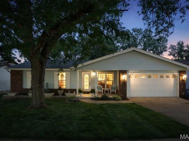 6021 Bissonnet Ct, Saint Louis, MO 63129