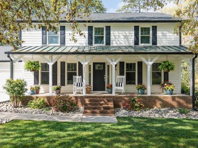 6021 Bramblewood Dr, Raleigh, NC 27612