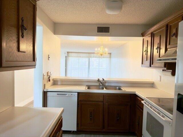 6021 Coral Lake Dr Unit 209, Margate, FL 33063