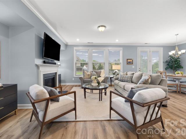 6021 Drave Lane