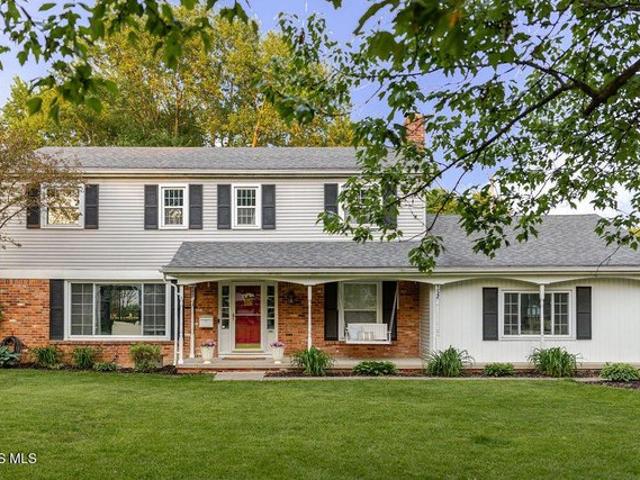 6022 Alexa Ln, Sylvania, OH 43560