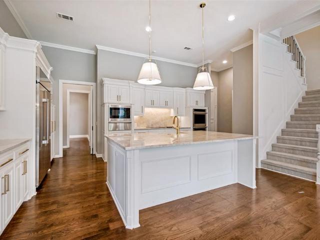 6022 Waggoner Drive