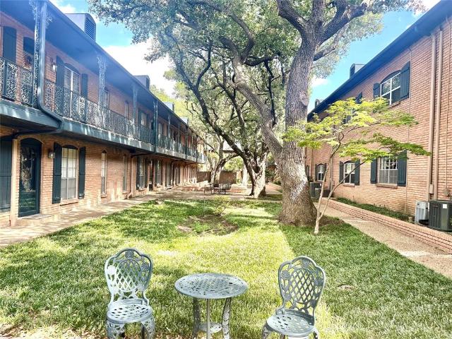 6023 E University Boulevard # 204