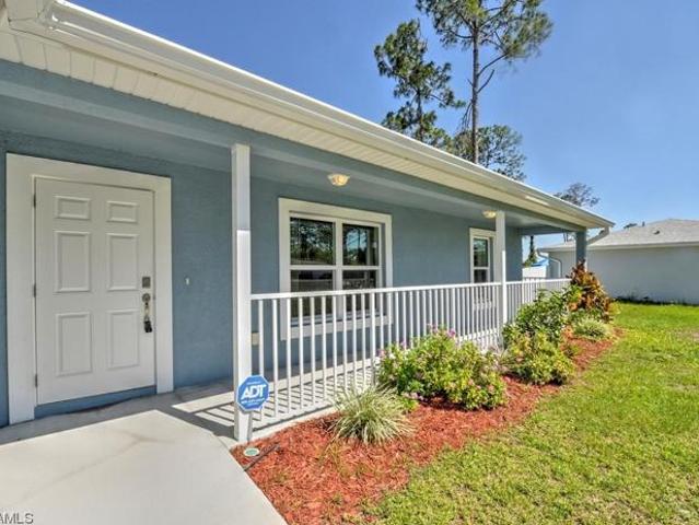 6023 S Moss Cir, Labelle, FL 33935