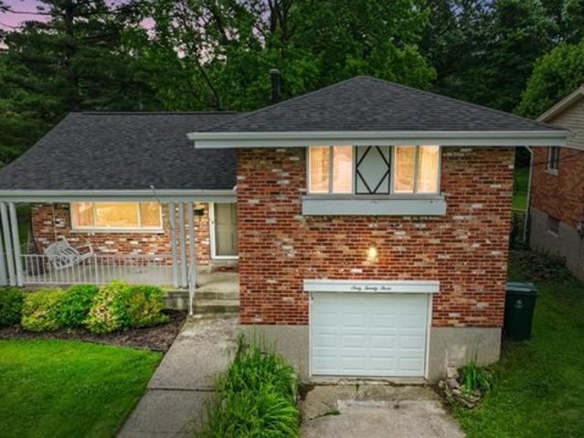 6023 Wayside Ct, Cincinnati, OH 45230