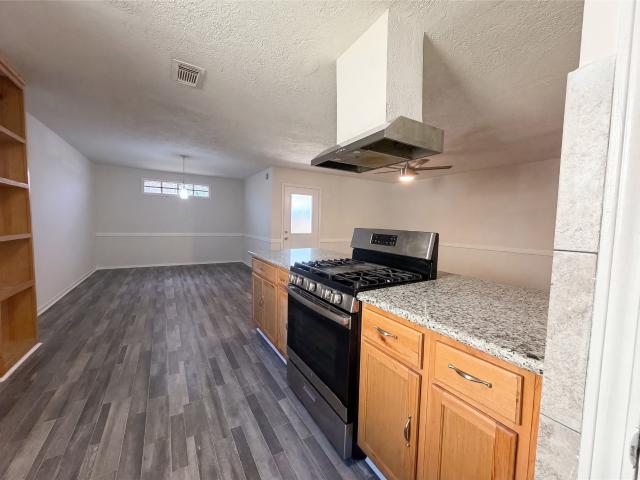 6023 Winterhaven Dr, Houston, TX 77087 | MLS #92162 | Compass