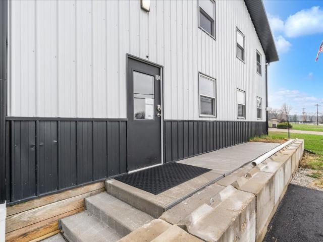 602 2nd Street W