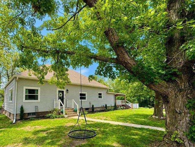 602 39 Rd, Minden, NE 68959