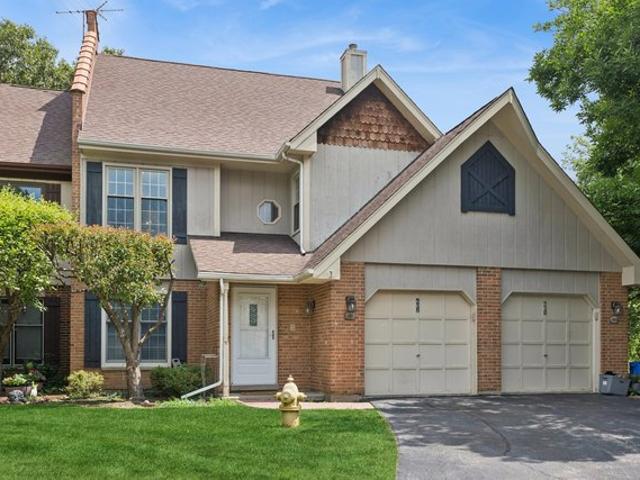 602 Country Ln, Des Plaines, IL 60016