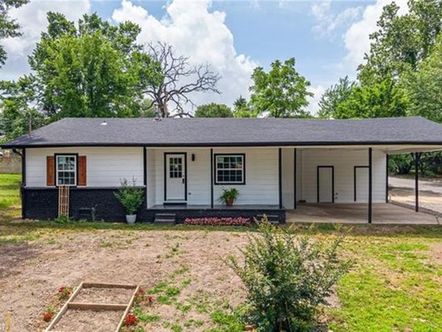 602 Cartwright St, Van Buren, AR 72956