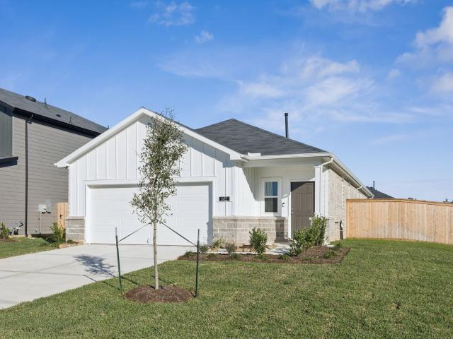 602 Amber Fls Dr, Montgomery, TX 77356 | MLS #73001 | Compass