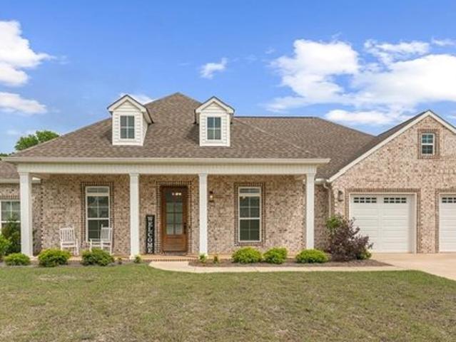 602 Bella Dr, Enterprise, AL 36330