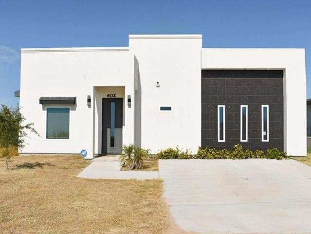 602 Bluebeard Ct, Laredo, TX 78046