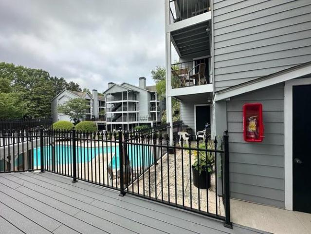 602 Granville Ct, Sandy Springs, GA 30328