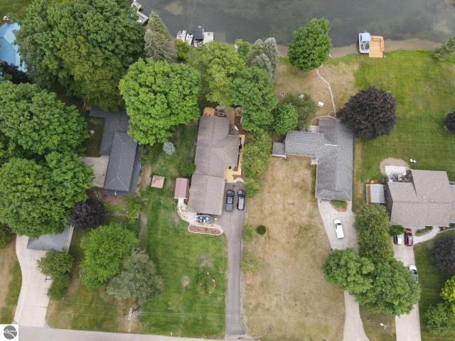 602 Green Acres
