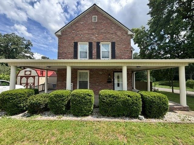 602 E Broad St, Central City, KY 42330