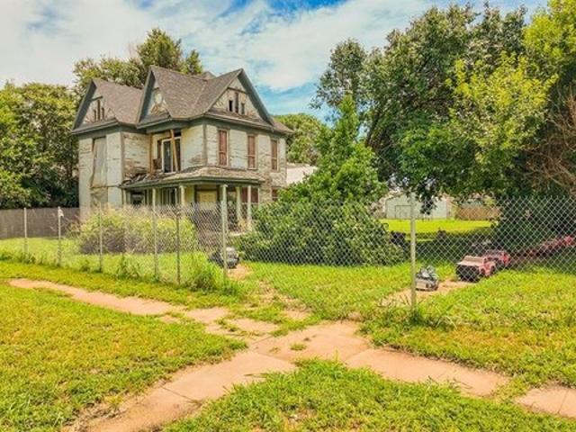 602 E Broadway St, Anadarko, OK 73005