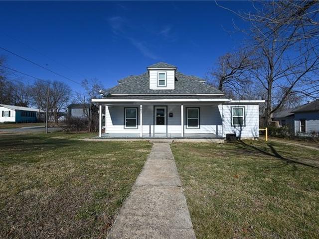 602 E Church Ave, Berryville, AR 72616