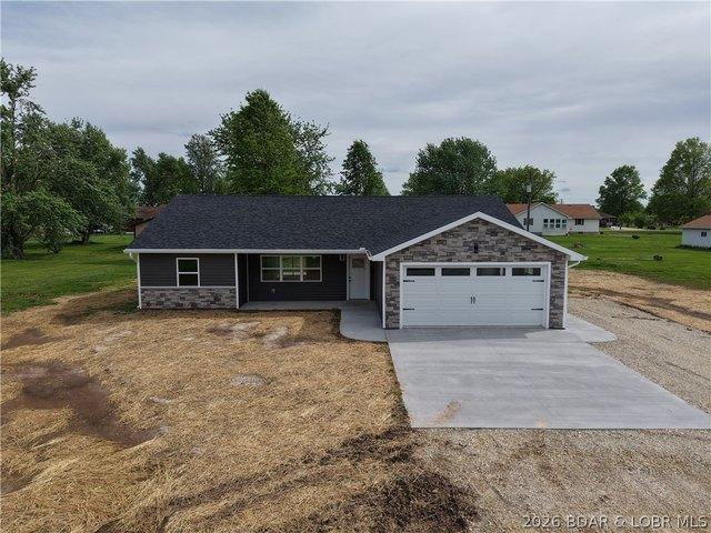 602 Fourth St, Stover, MO 65078