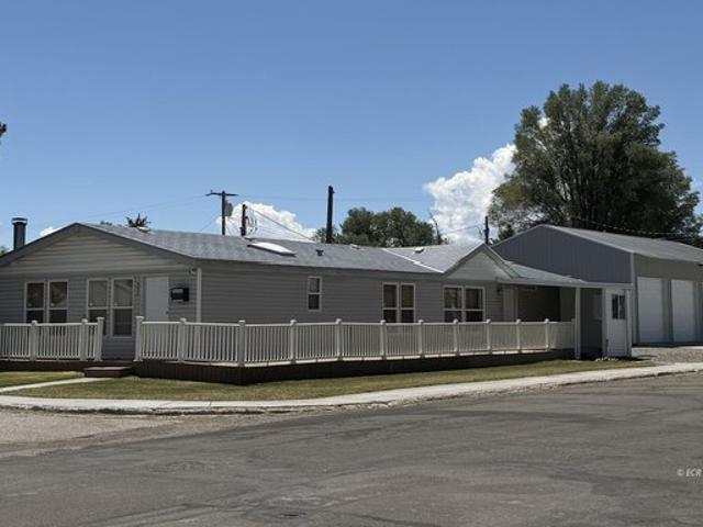 602 Fourth St, Wells, NV 89835