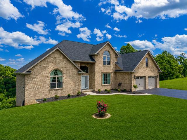 602 Knoll Lane