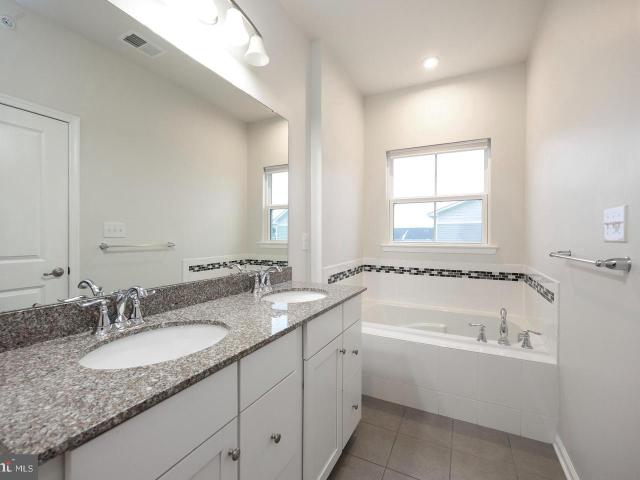 602 Holywell Dr, Malvern, PA 19355 | MLS #PACT2121